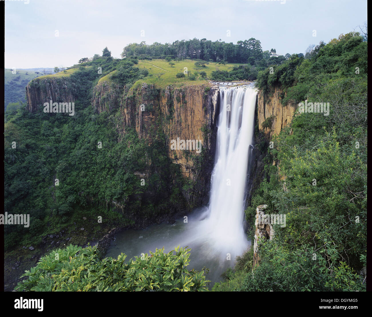 Landscape views cliffs gorge river umgeni river arp1010 hi-res stock ...
