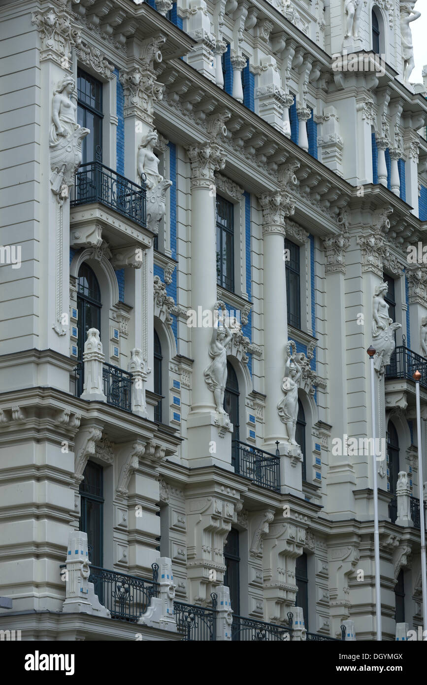 Historic listed school building hi-res stock photography and images - Alamy