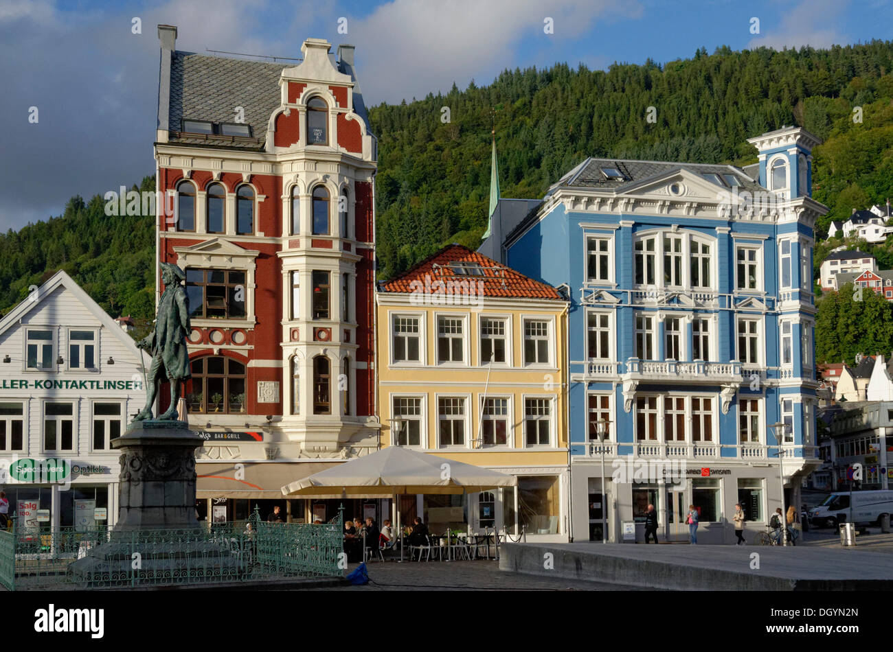 Bergen the square hi-res stock photography and images - Alamy