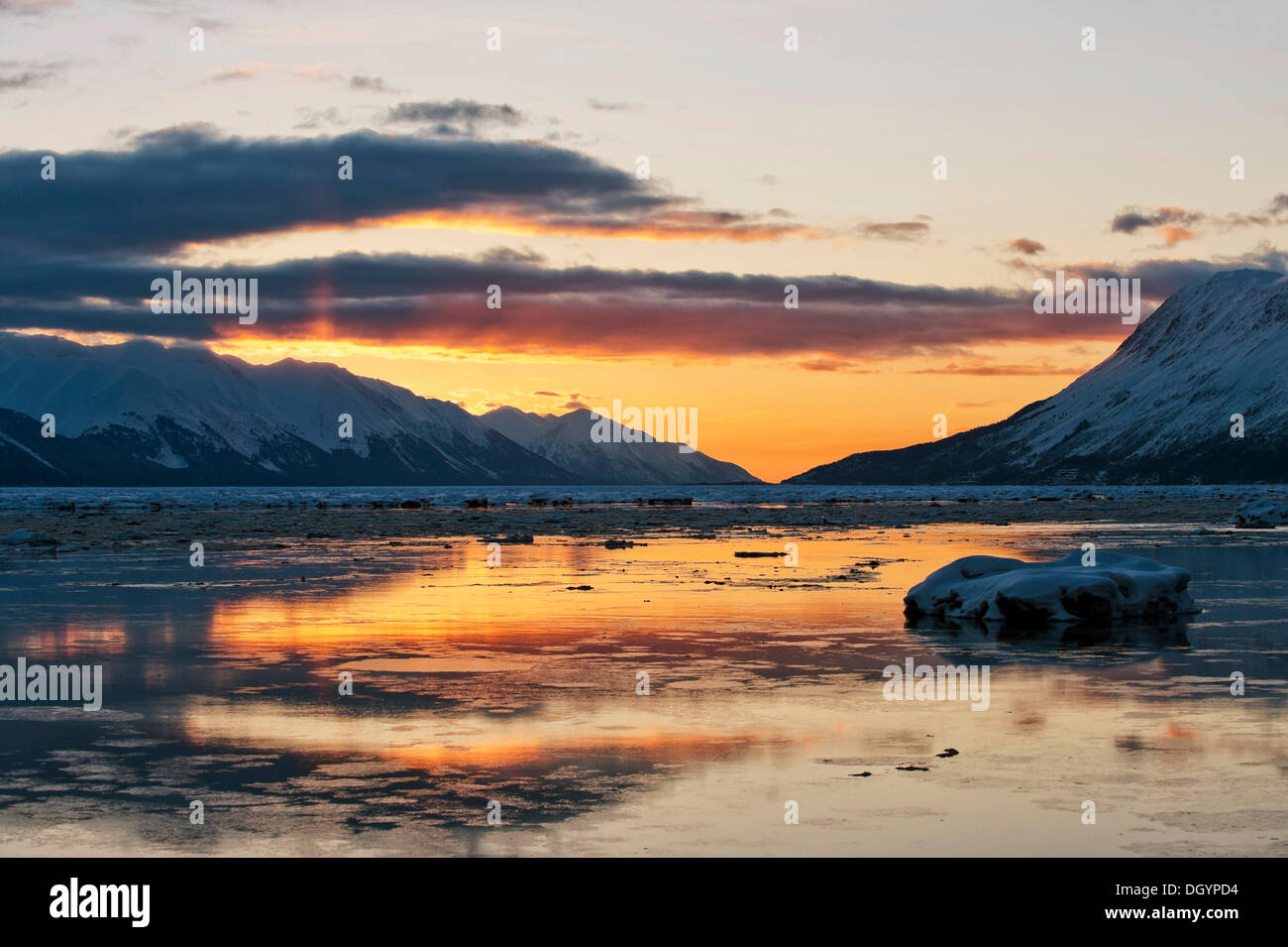 Turnagain arm bay hi-res stock photography and images - Alamy