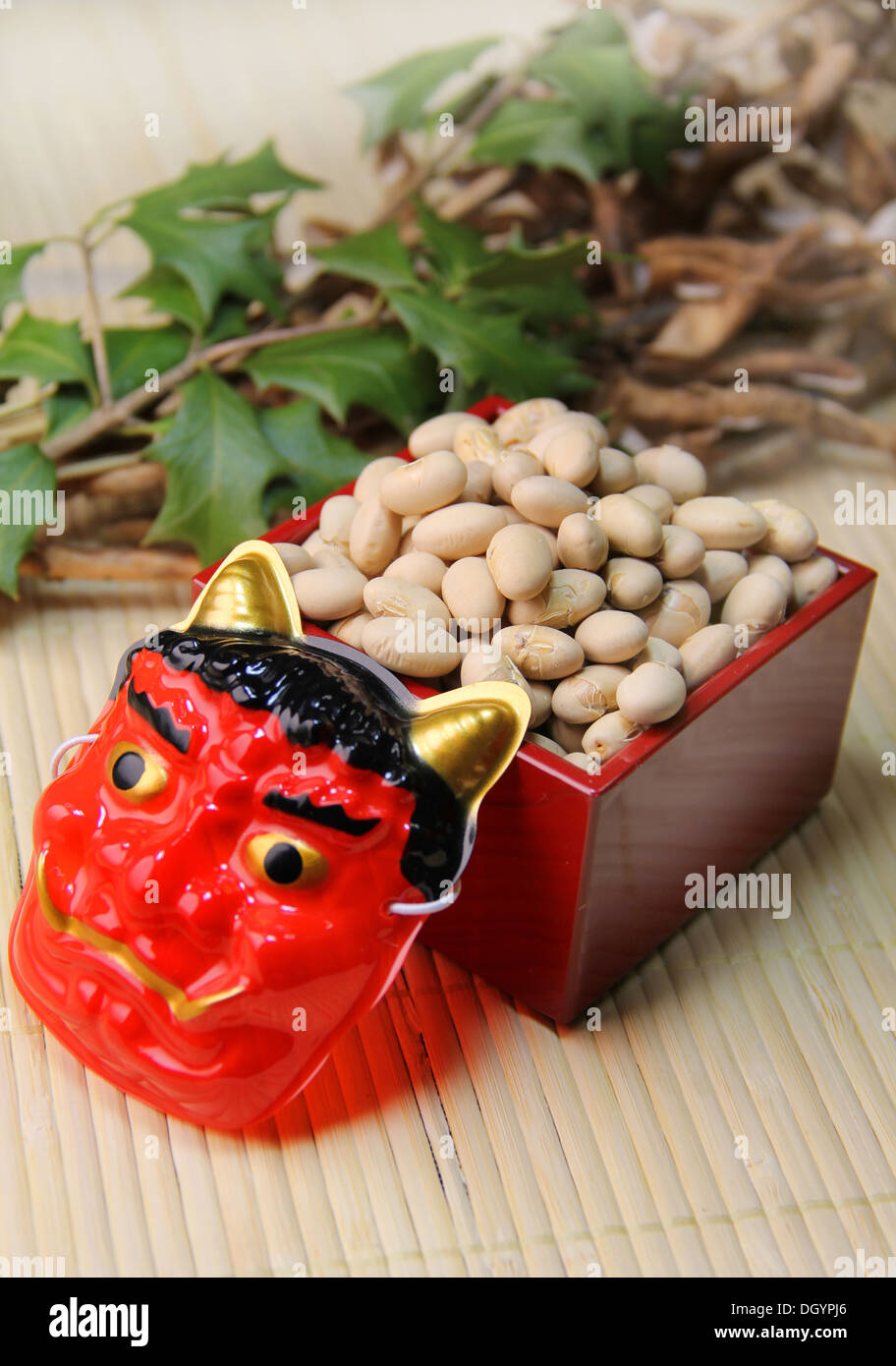 Throwing beans hi-res stock photography and images - Alamy