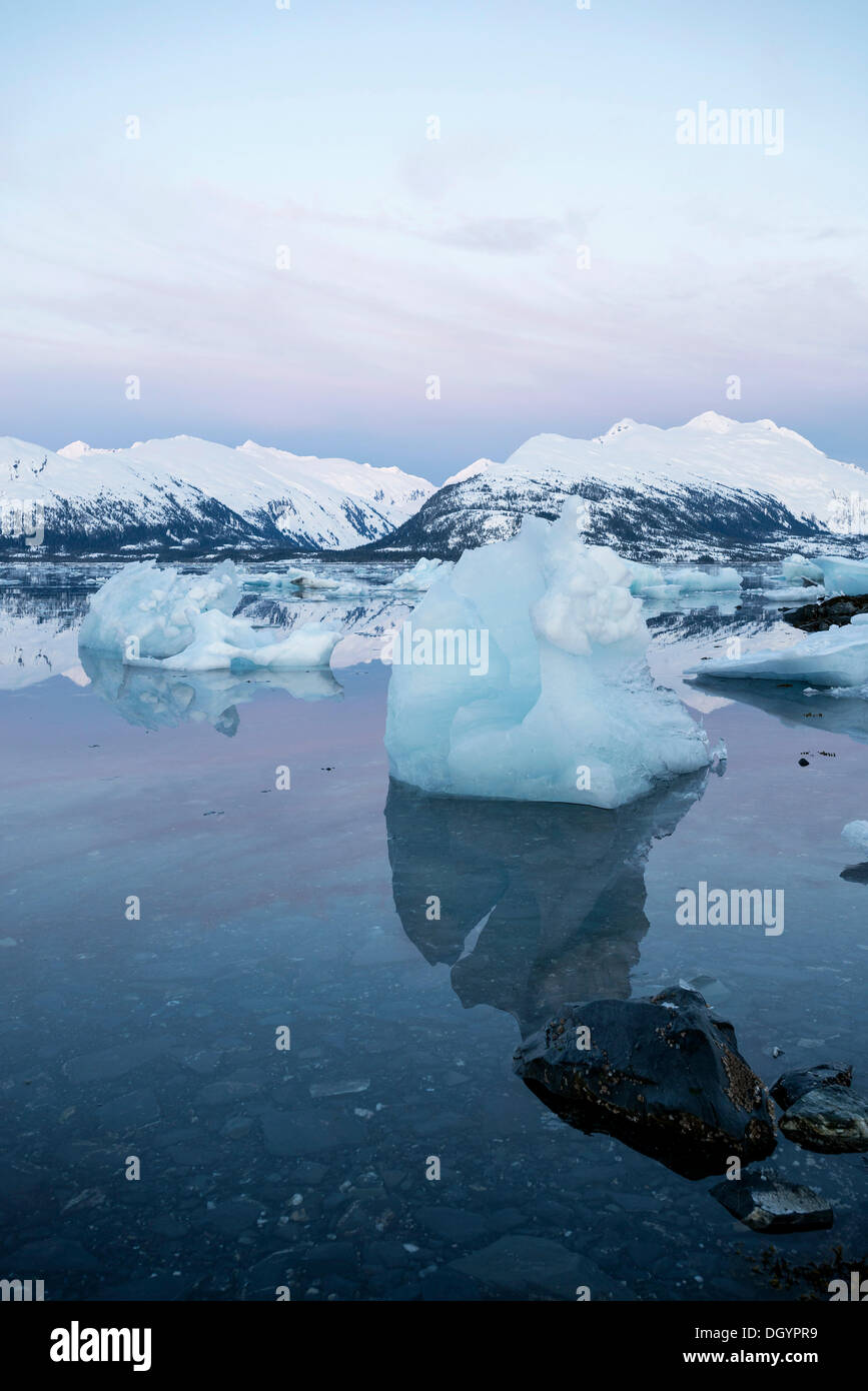 Alaskan icebergs hi-res stock photography and images - Alamy