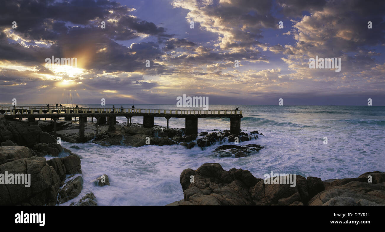 Margate and pier hi-res stock photography and images - Alamy