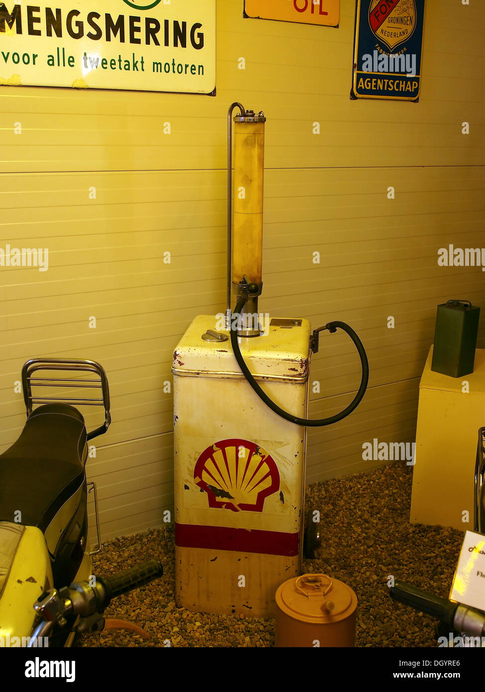 Petroleum artifacts hi-res stock photography and images - Alamy