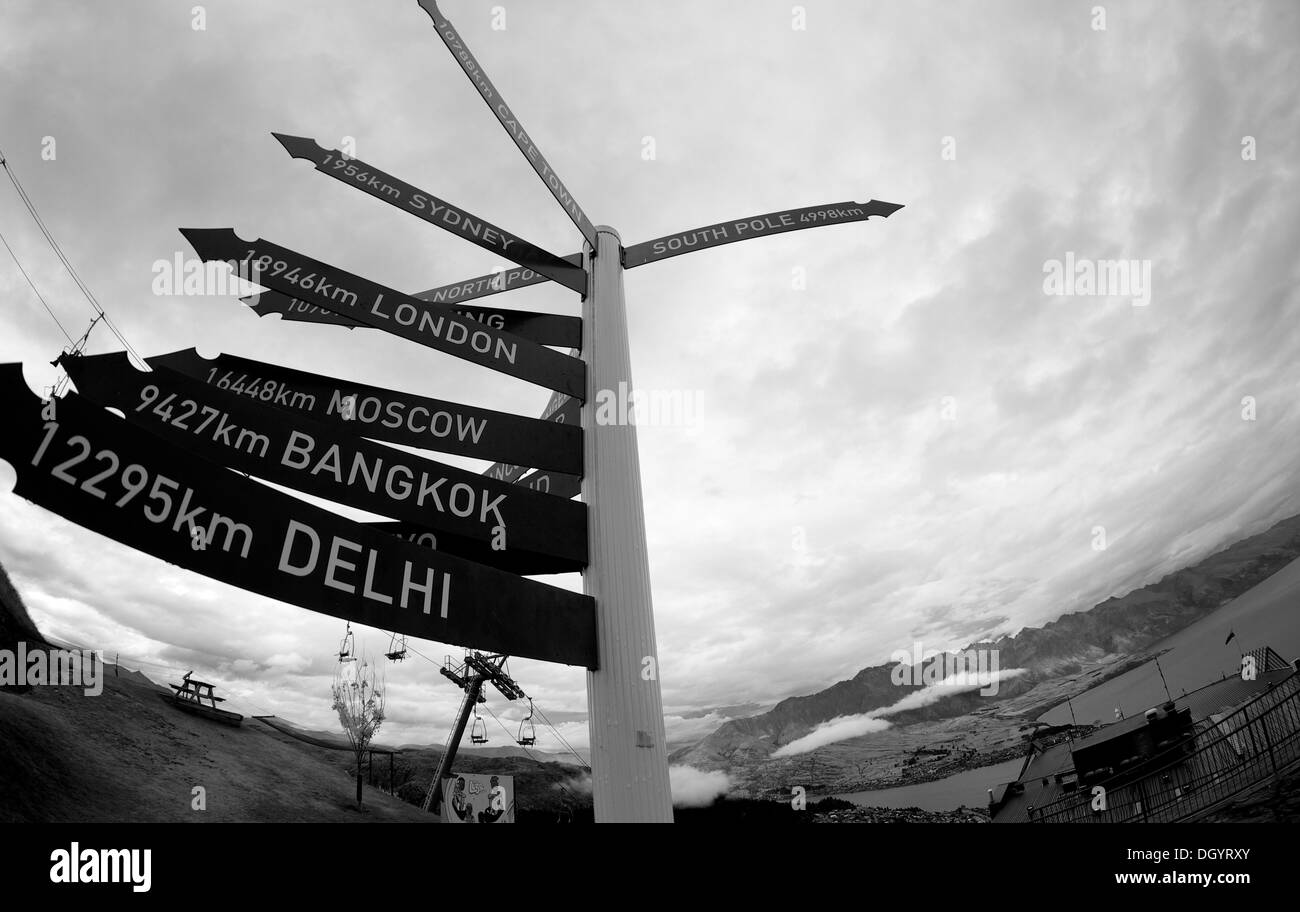 Direction board in New Zealand Stock Photo - Alamy