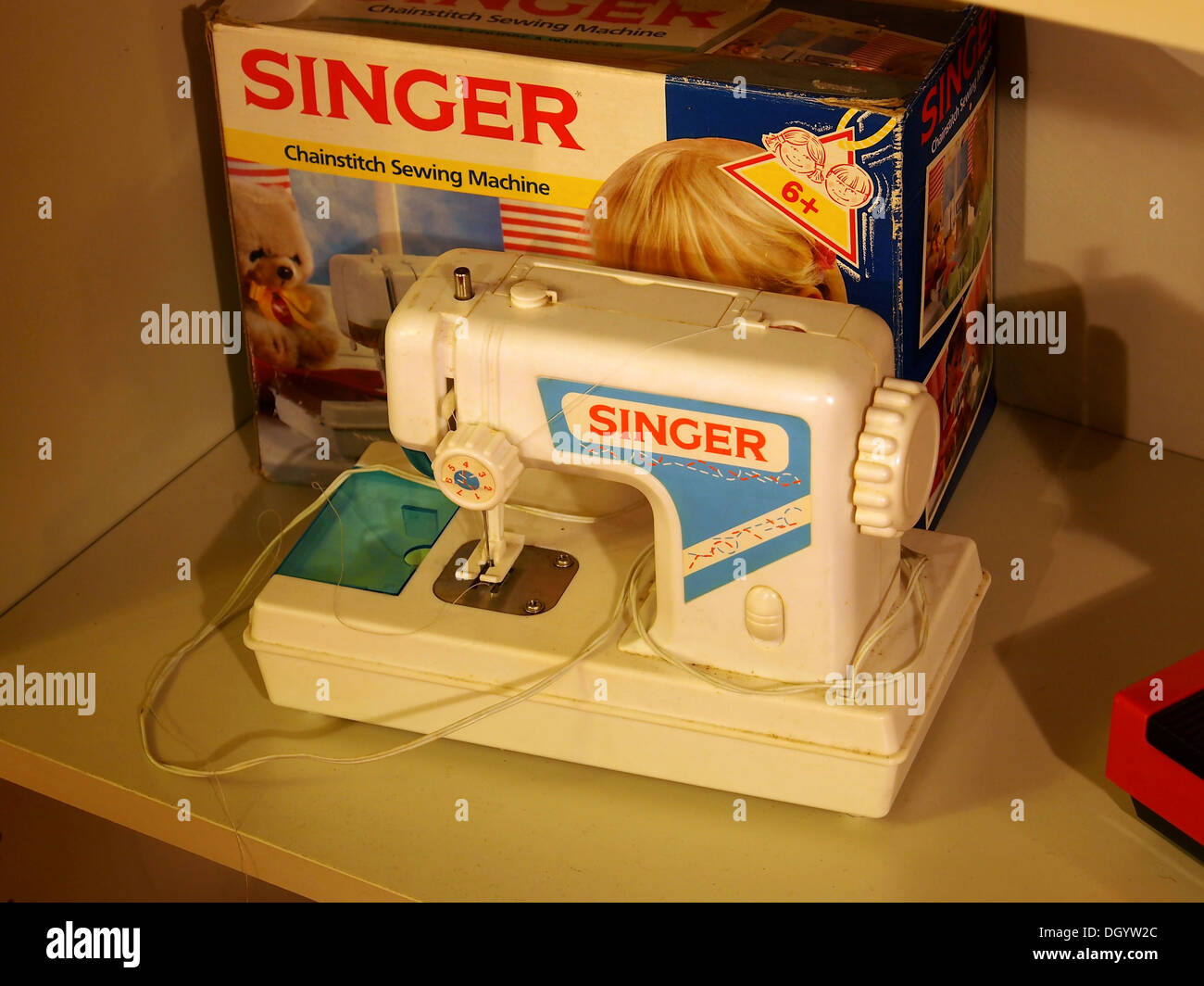 Vintage toy sewing machine hi-res stock photography and images - Alamy