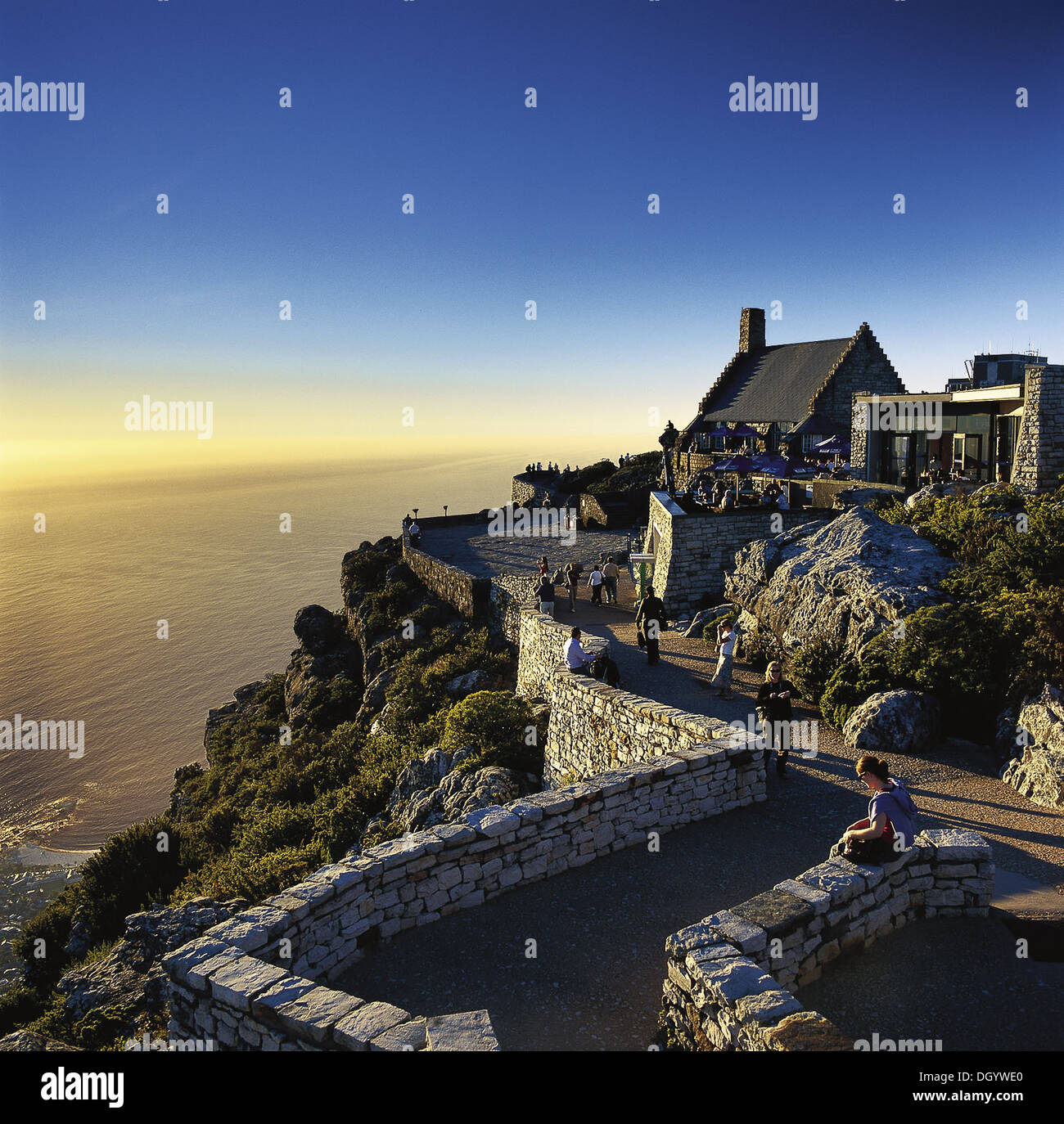Table Mountain Summit, Cape Town, South Africa Stock Photo - Alamy