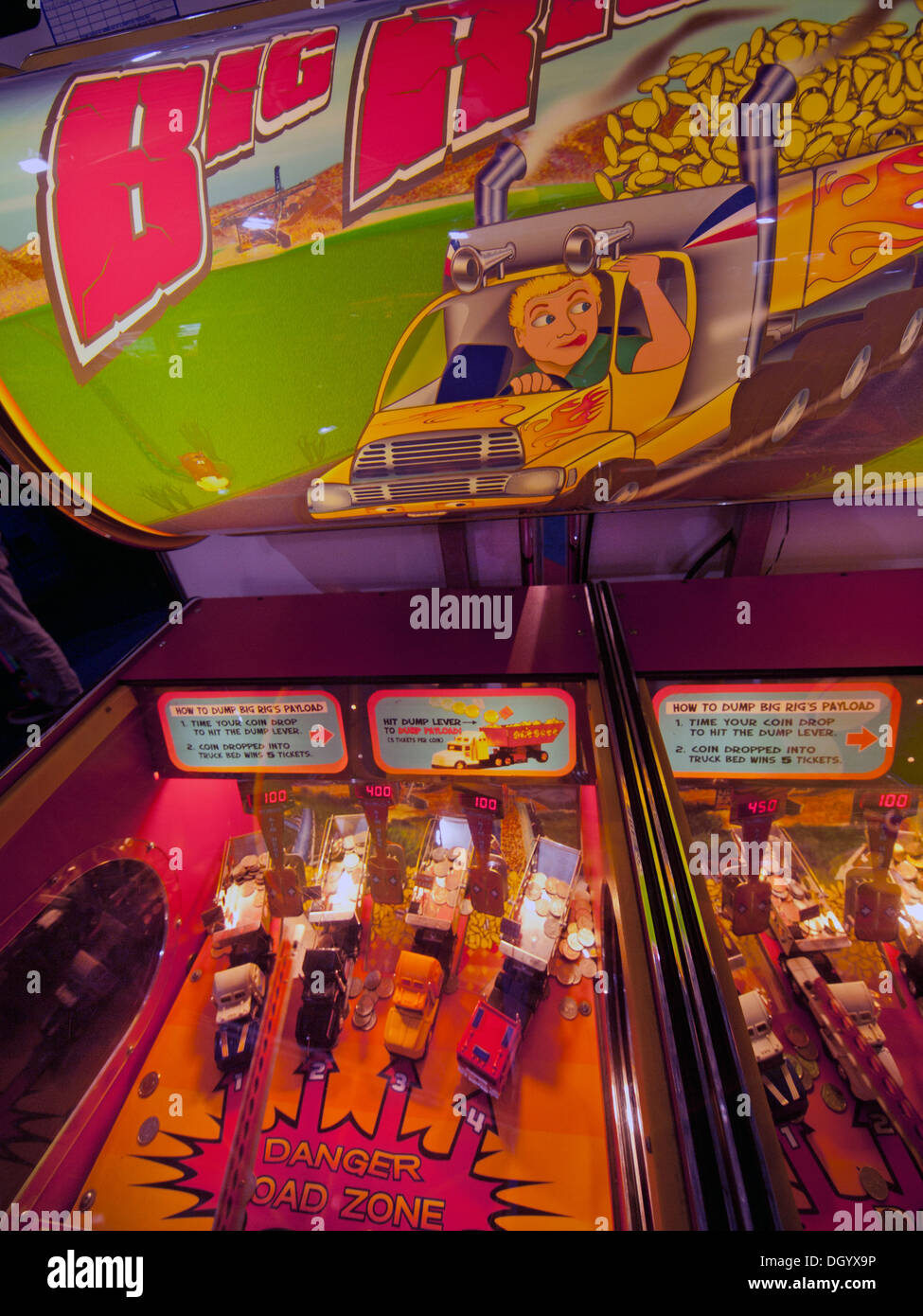 Coin op games hi-res stock photography and images - Alamy