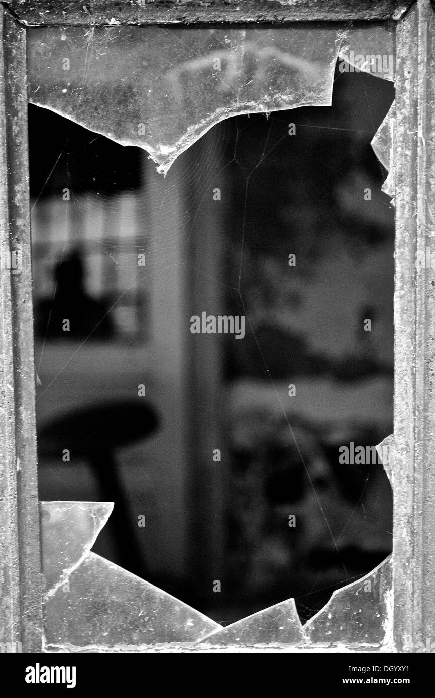 Vintage window Black and White Stock Photos & Images - Alamy