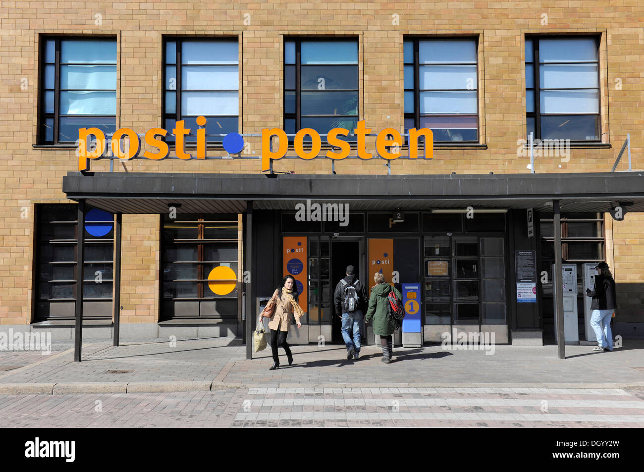 Helsinki office buildings hi-res stock photography and images - Alamy