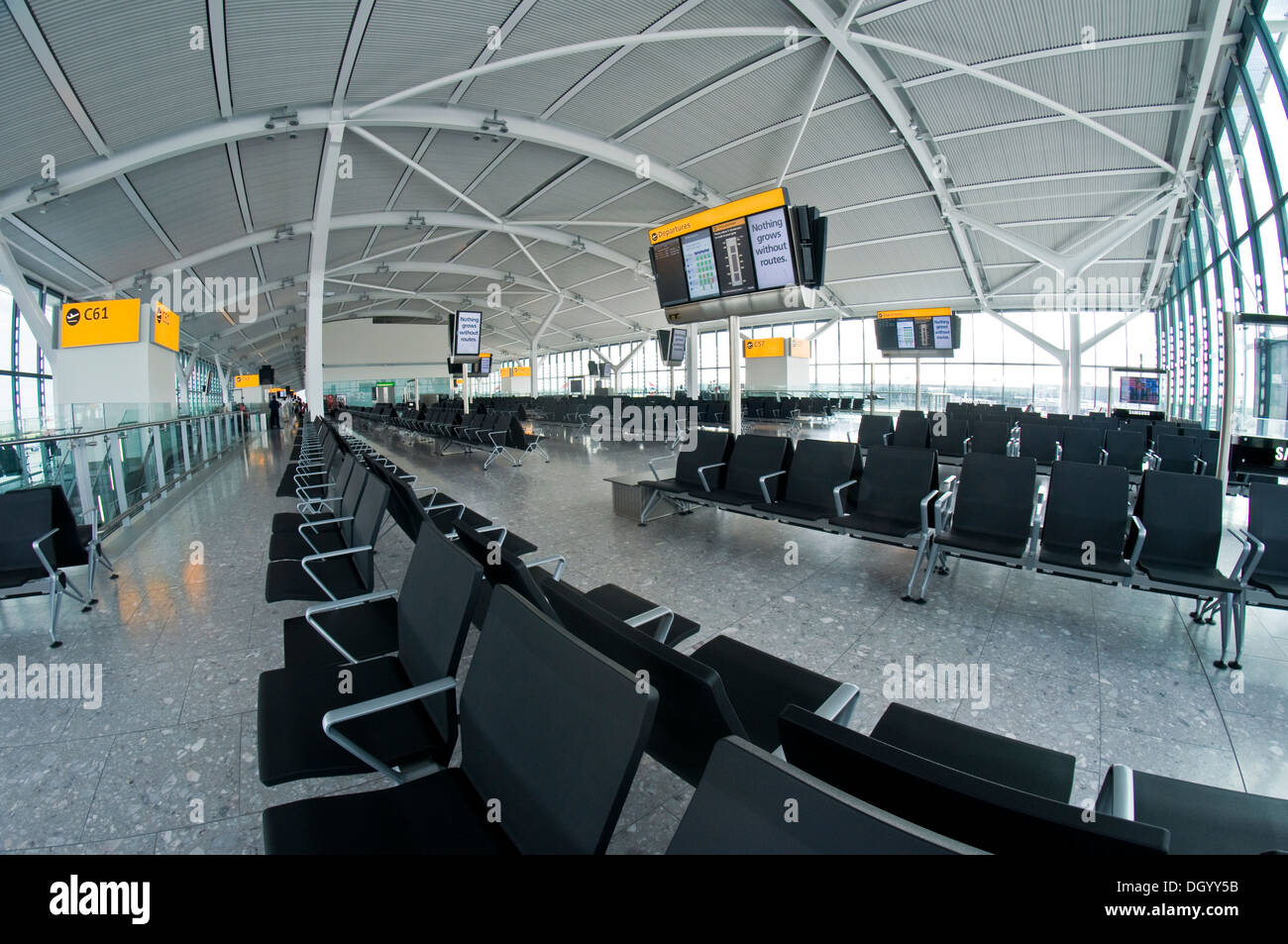 An empty airport terminal Stock Photo - Alamy