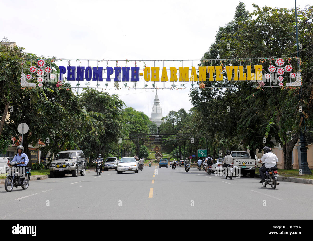Cambodian road signs hi-res stock photography and images - Alamy