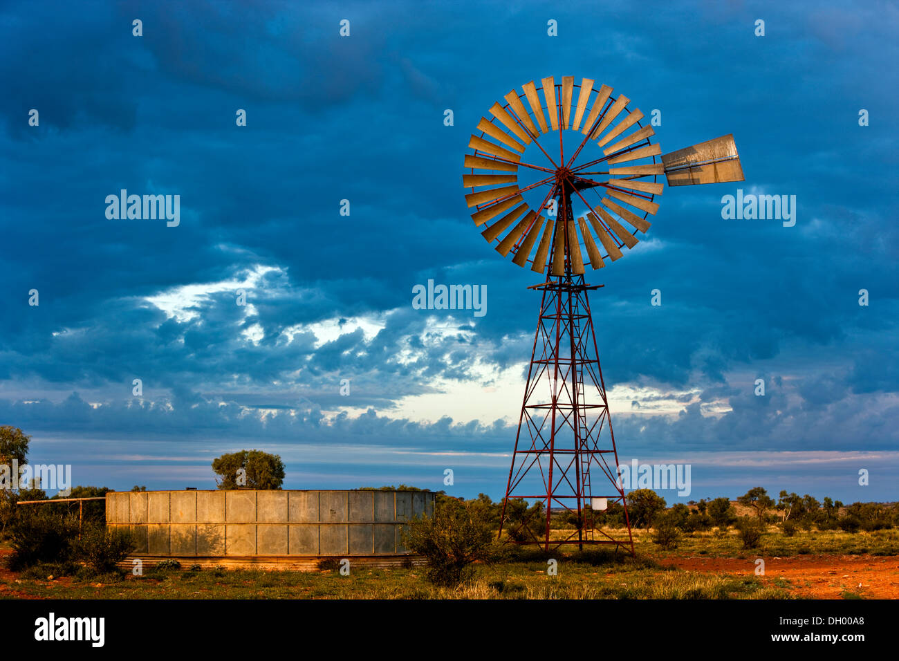 Australian windmill hi-res stock photography and images - Alamy