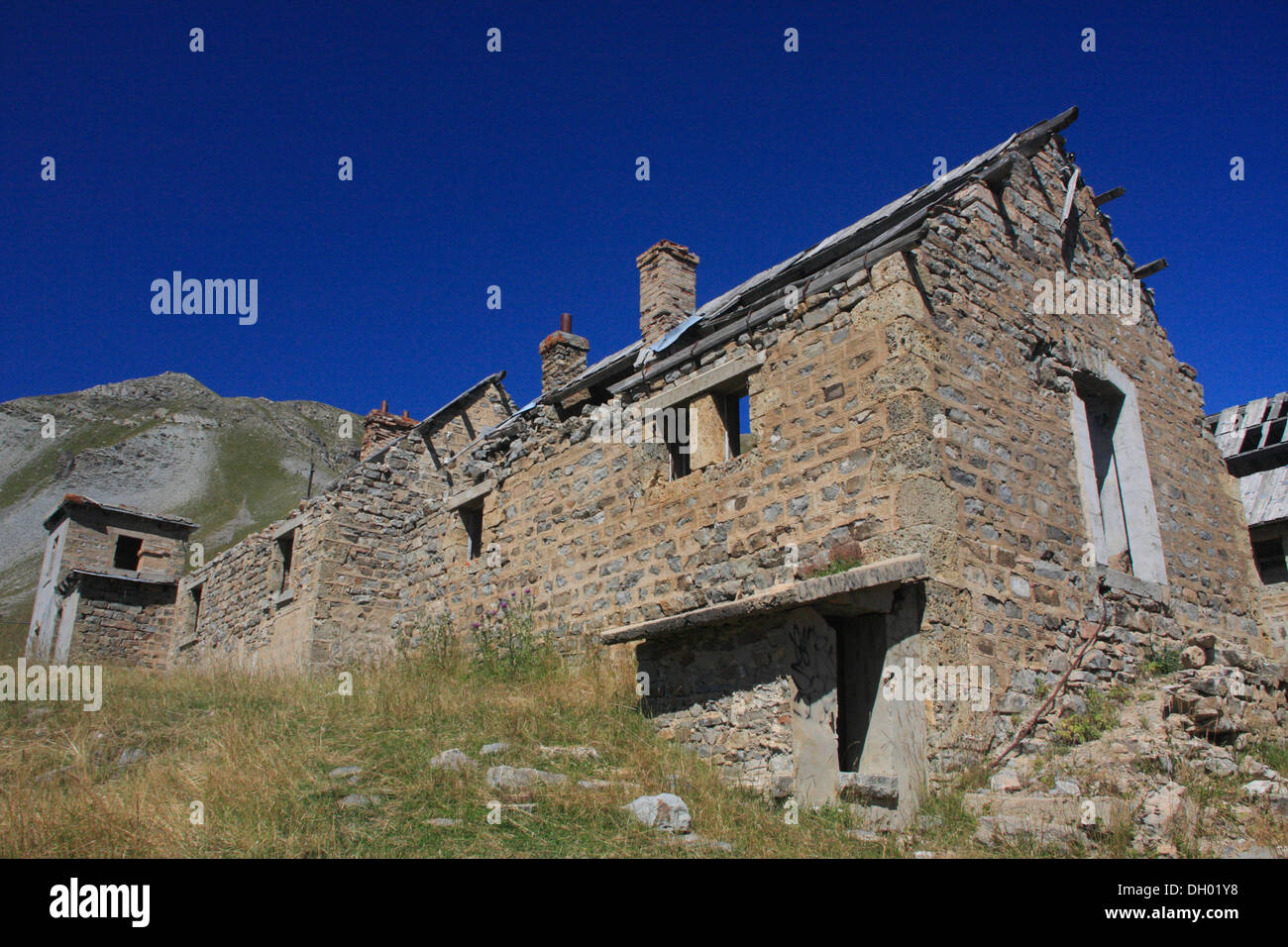French military barracks hi-res stock photography and images - Alamy