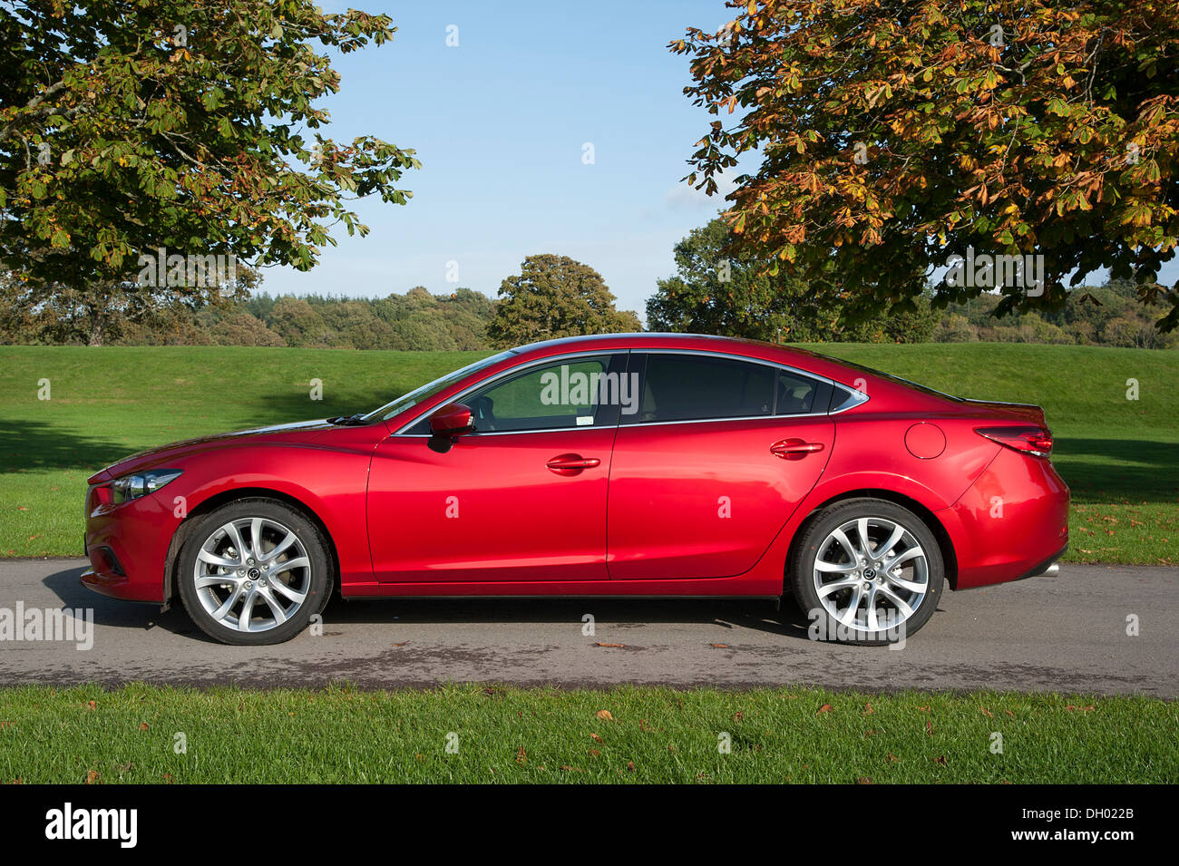 Car profile hi-res stock photography and images - Alamy