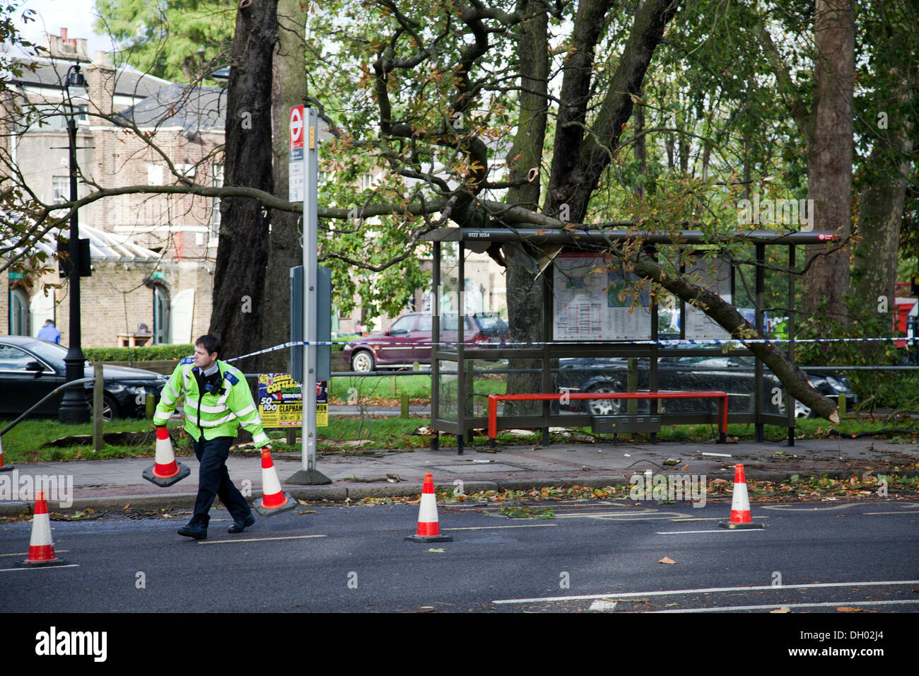Clapham Common, London, UK. 28th Oct 2013. Morning of and after wind ...