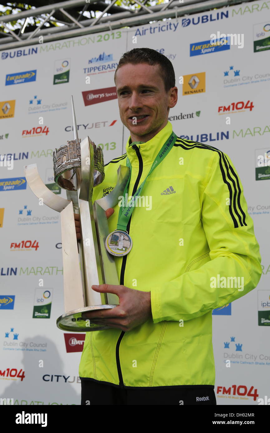 Dublin, Ireland. 28th Oct 2013. Irish runner Sean Hehir won the men's ...