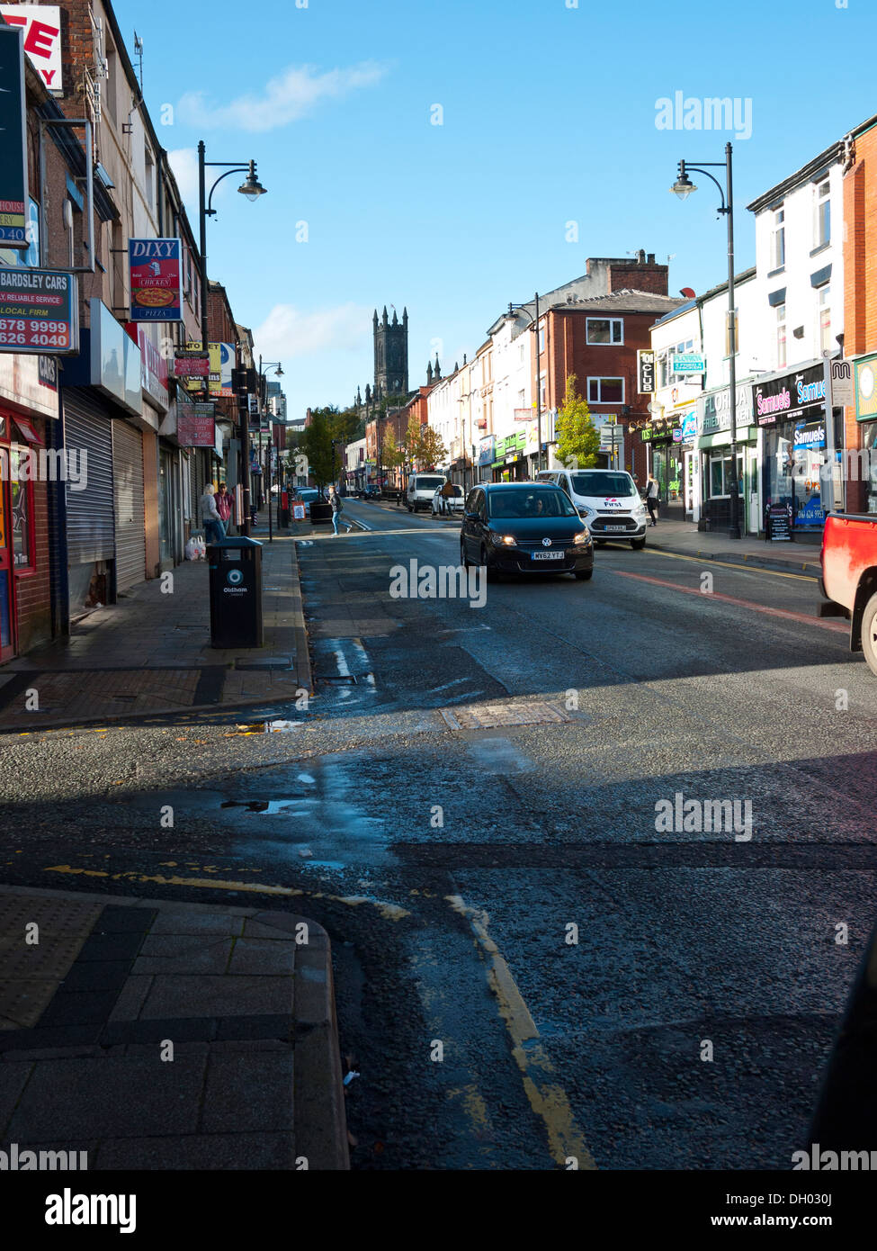 Oldham town centre yorkshire street hi-res stock photography and images ...