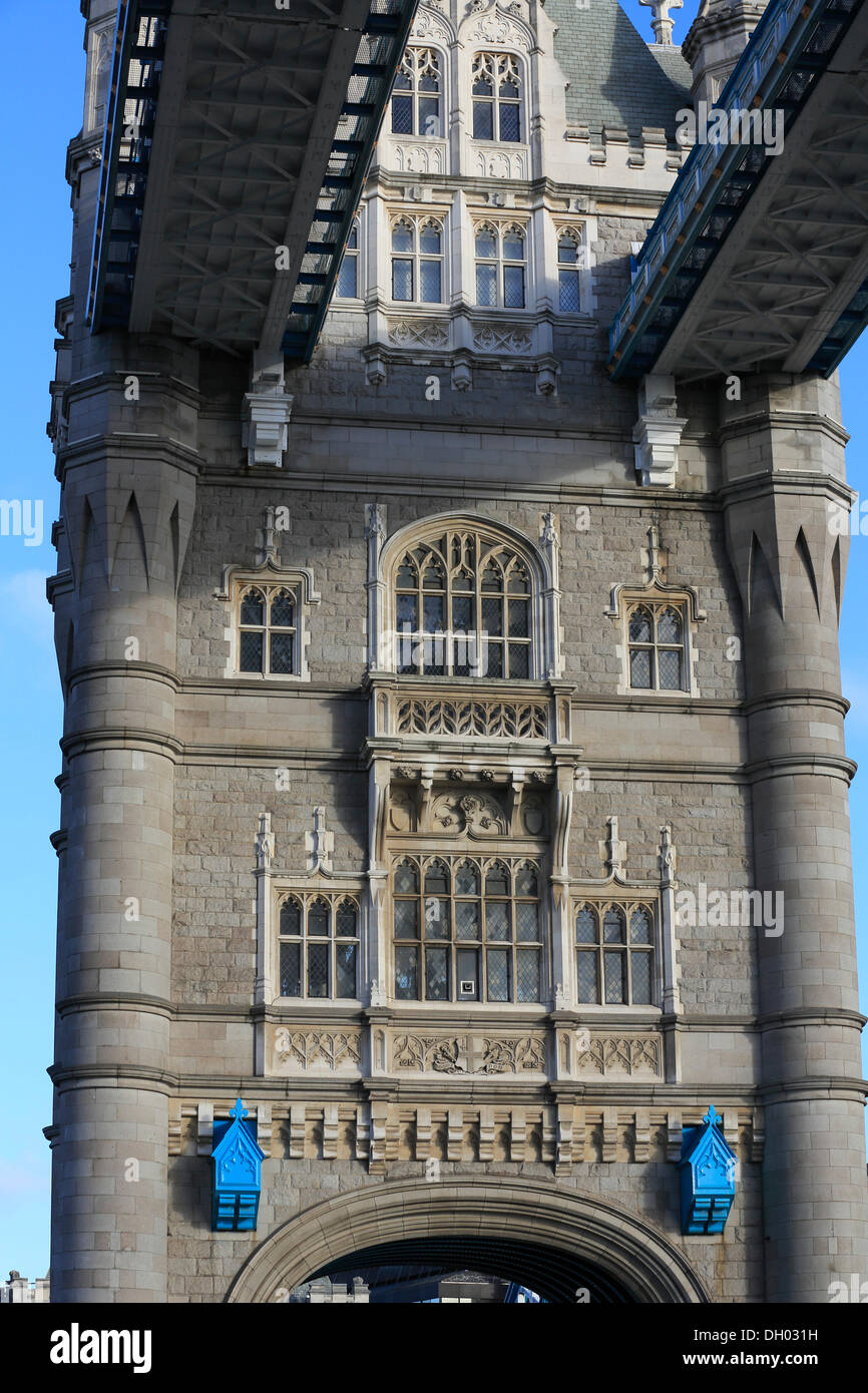 London tower bridge neo gothic architecture hi-res stock photography ...