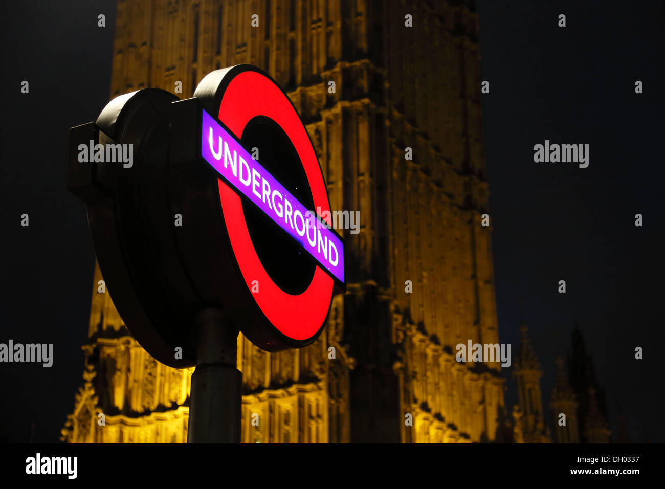 Sign of Westminster Underground Station in front of Elizabeth Tower or ...