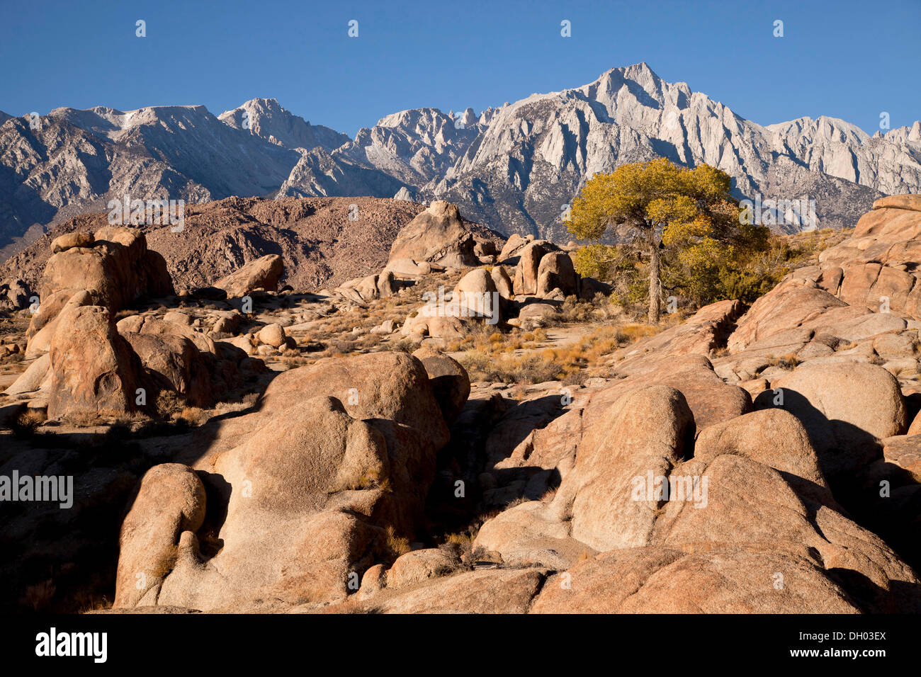 Typical rock formations of the Alabama Hills, Sierra Nevada, California ...