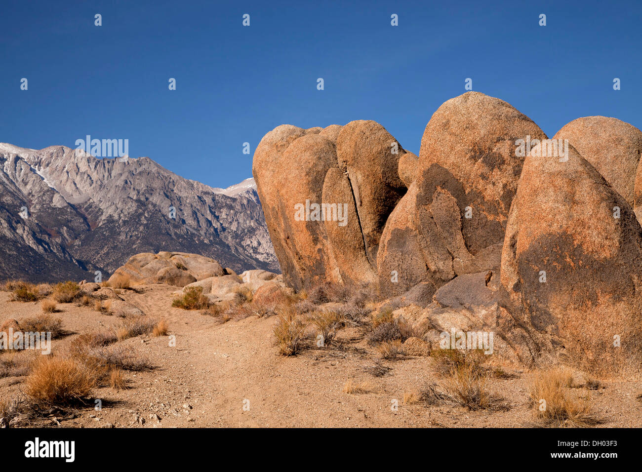Typical rock formations of the Alabama Hills, Sierra Nevada, California ...