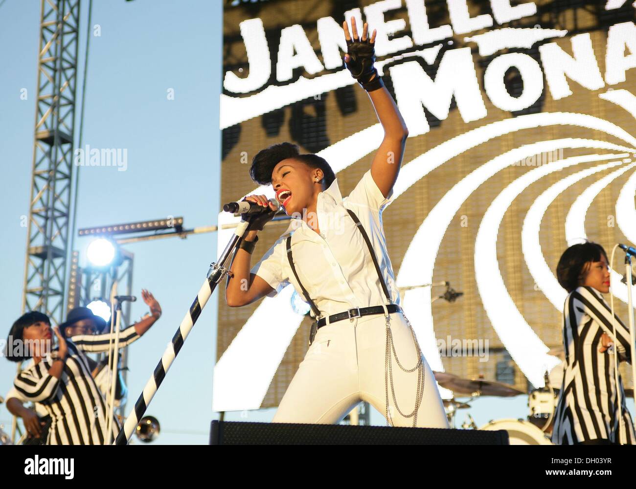 Las Vegas, NV, USA. 27th Oct, 2013. Janelle Monae, on stage at the ...