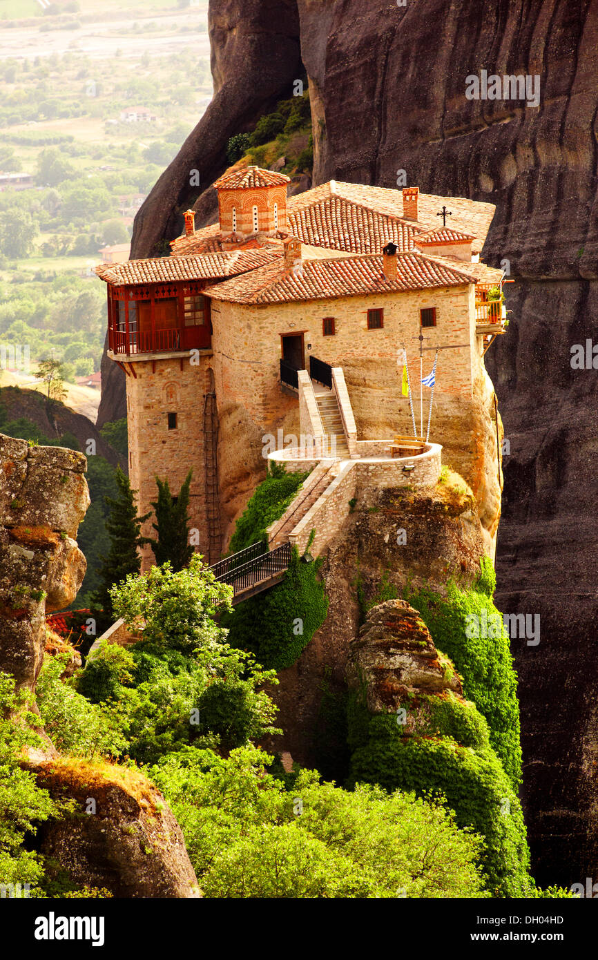 Greek orthodox monasteries hi-res stock photography and images - Alamy