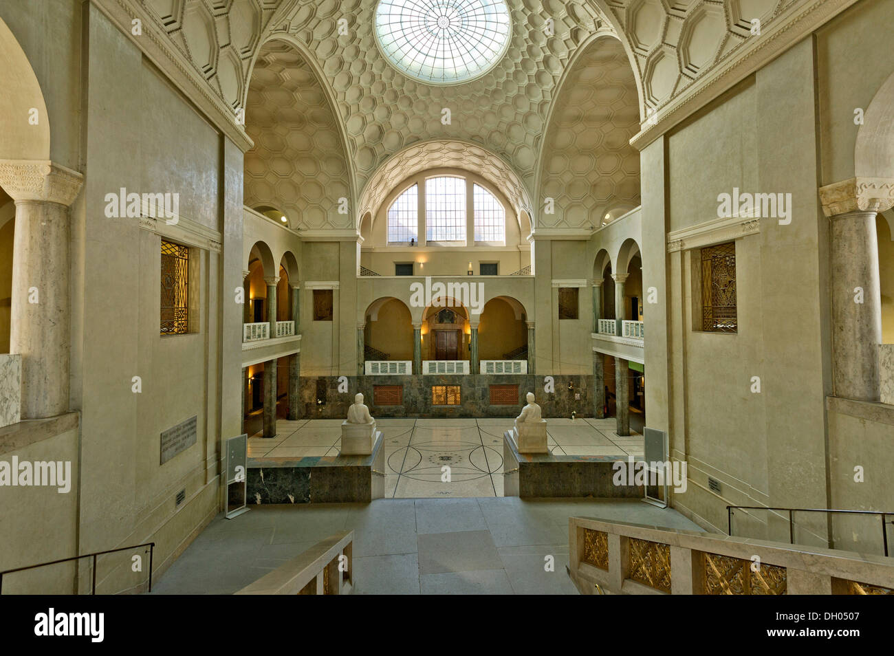 Lichthof, atrium, at the LMU, Ludwig Maximilian University, main ...