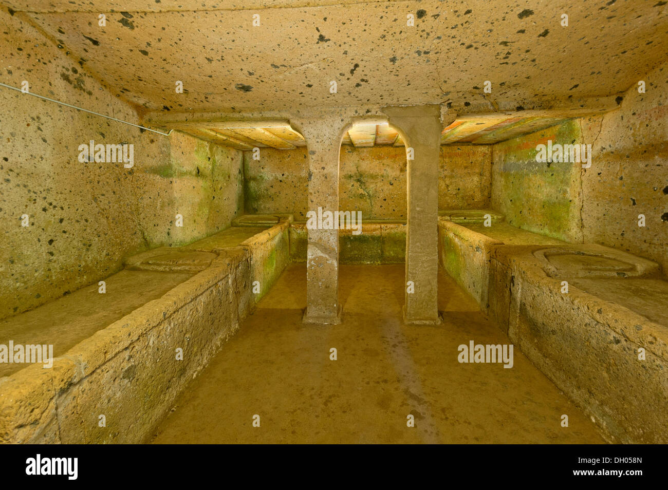 Chamber tomb, Tomba Policroma, an antique round tumulus grave, Etruscan ...