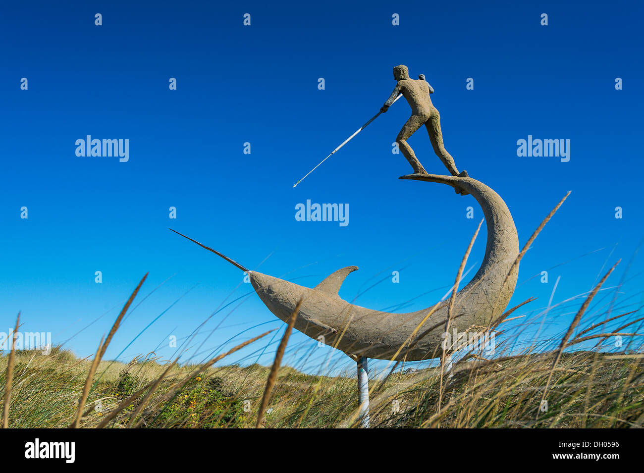 Harpooner sculpture, Menemsha, Chilmark, Martha's Vineyard ...