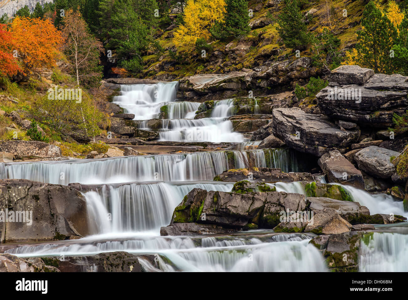 Gradas de Soaso waterfall, Ordesa and Monte Perdido national park ...
