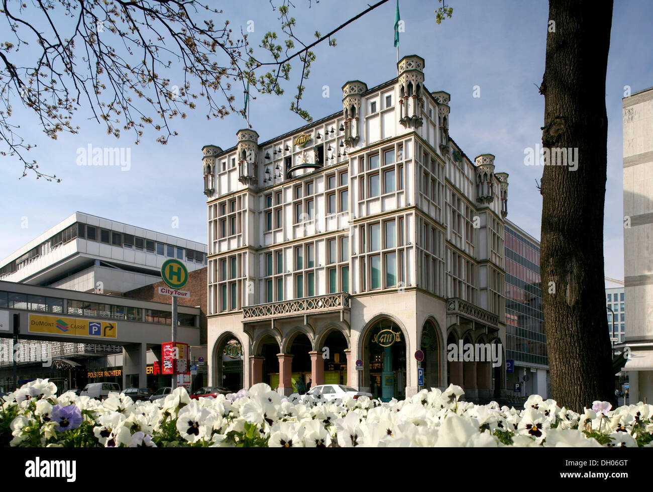 Glockengasse 4711 hi-res stock photography and images - Alamy