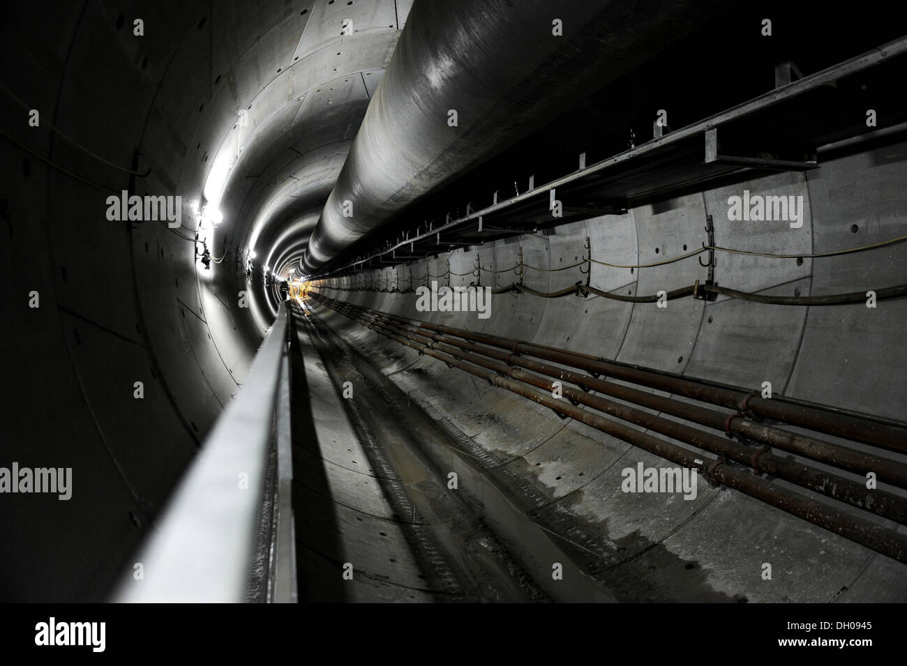 The construction site of a metro tunnel Stock Photo - Alamy