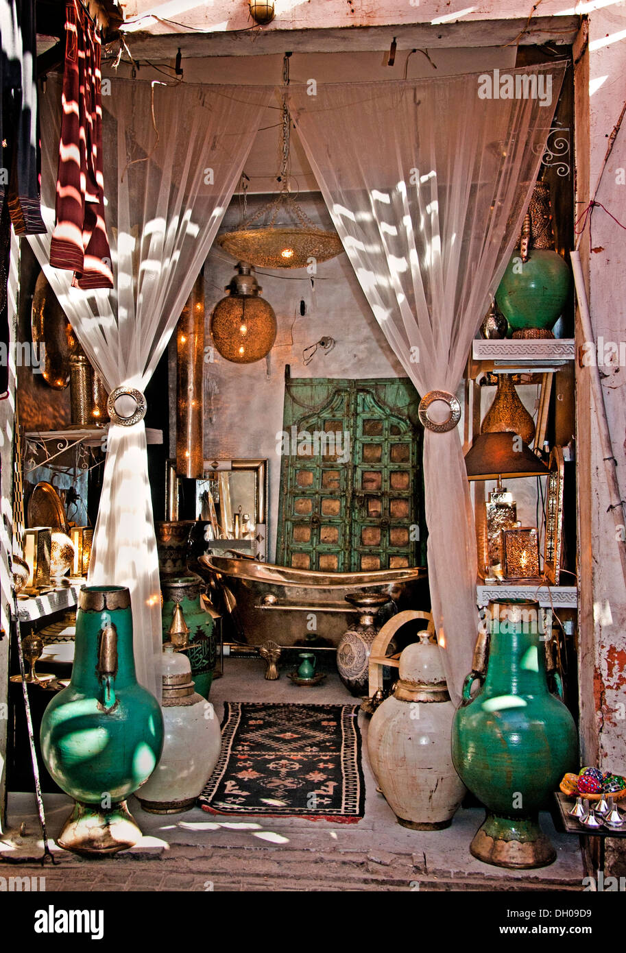 Tangier souk hi-res stock photography and images - Alamy