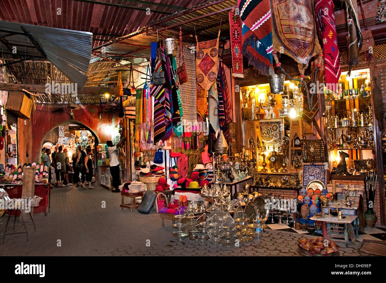 Copper souk hi-res stock photography and images - Alamy