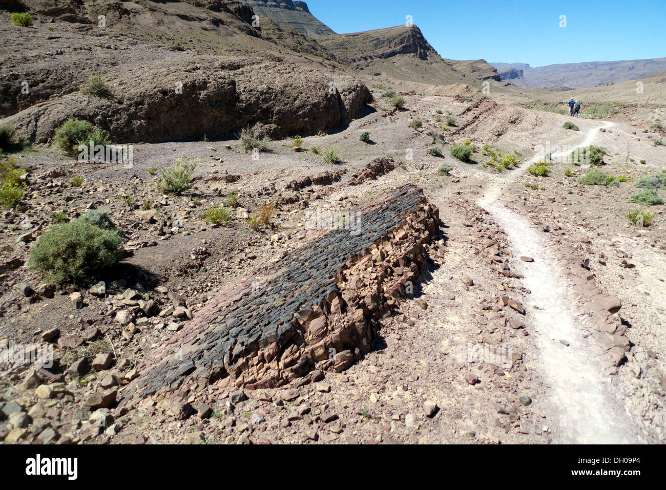 Shattered rock hi-res stock photography and images - Alamy