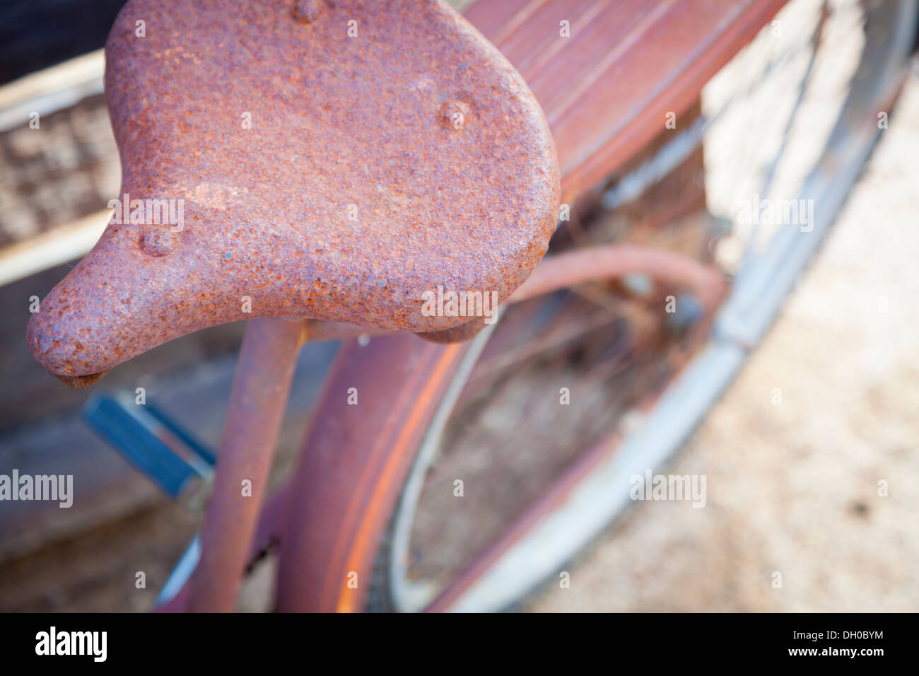 Rusty bicycle parts hi-res stock photography and images - Alamy