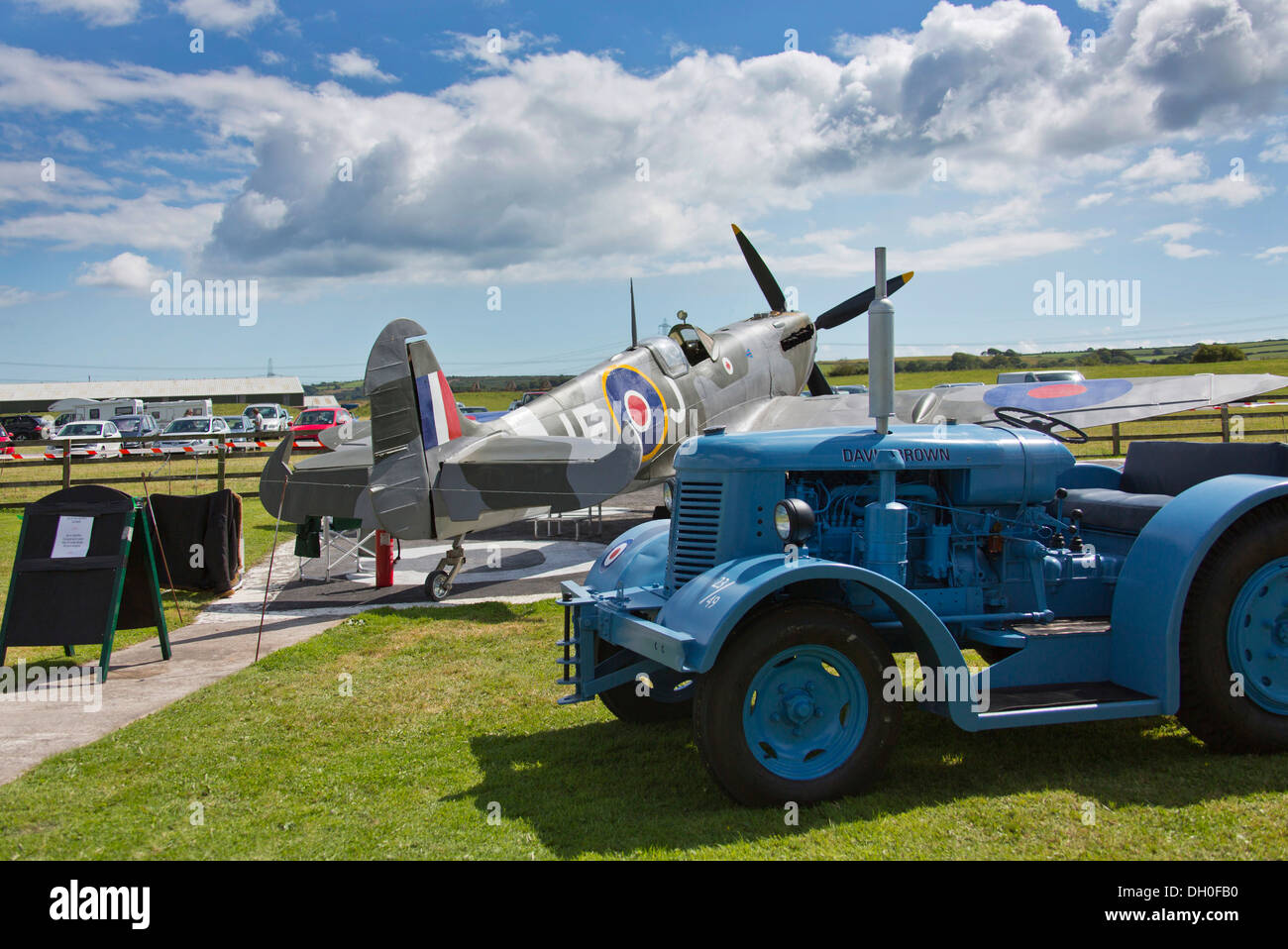 Raf tractor hi-res stock photography and images - Alamy