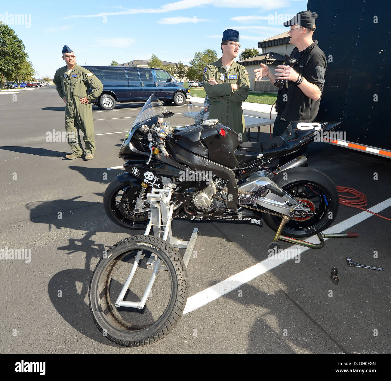 Tim Gooding (right), Army of Darkness motorcycle endurance racing team ...