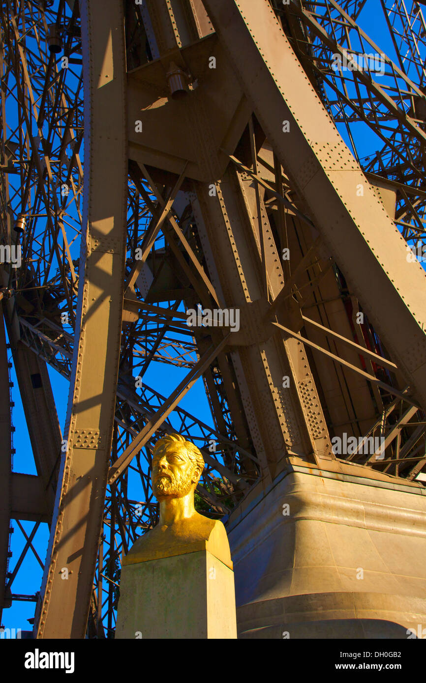 France paris statue gustave eiffel hi-res stock photography and images ...