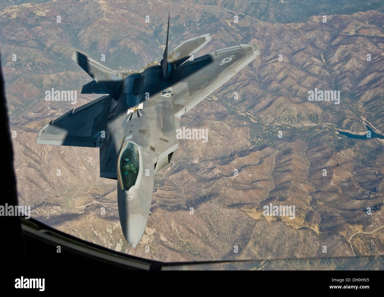 An F-22 Raptor assigned to the 49th Fighter Wing, at Holloman Air Force ...