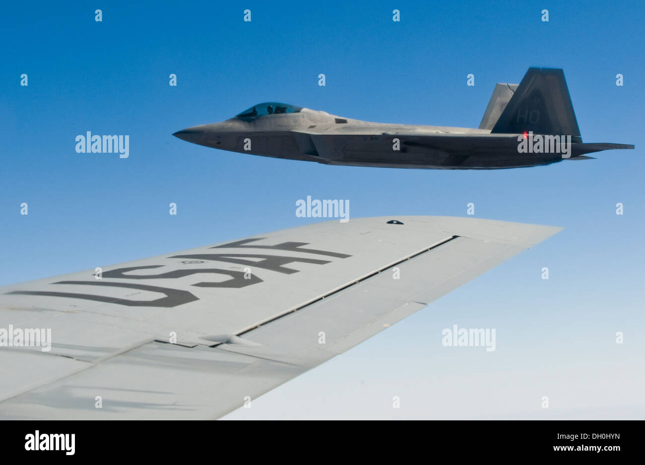 49th wing hi-res stock photography and images - Alamy