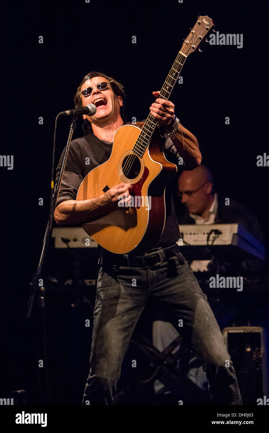 Italian rocker hi-res stock photography and images - Alamy