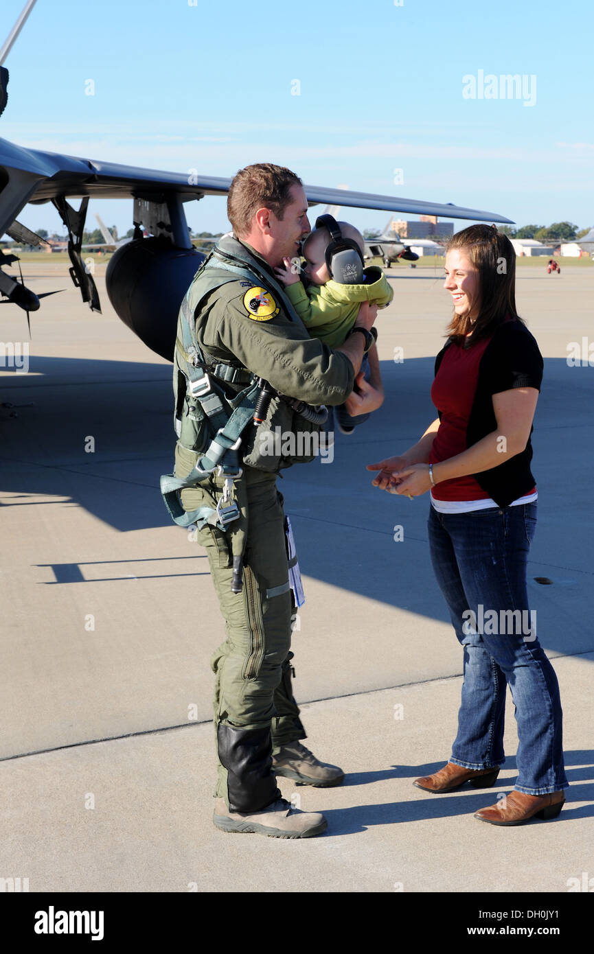 U.S. Air Force Capt. Michael Hayes, 27th Fighter Squadron systems ...