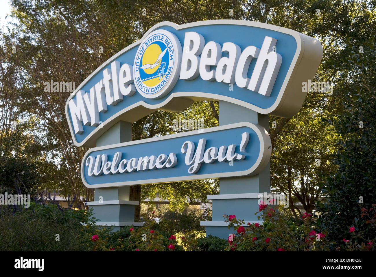 Myrtle Beach Welcomes You! roadside sign greeting visitors to the ...
