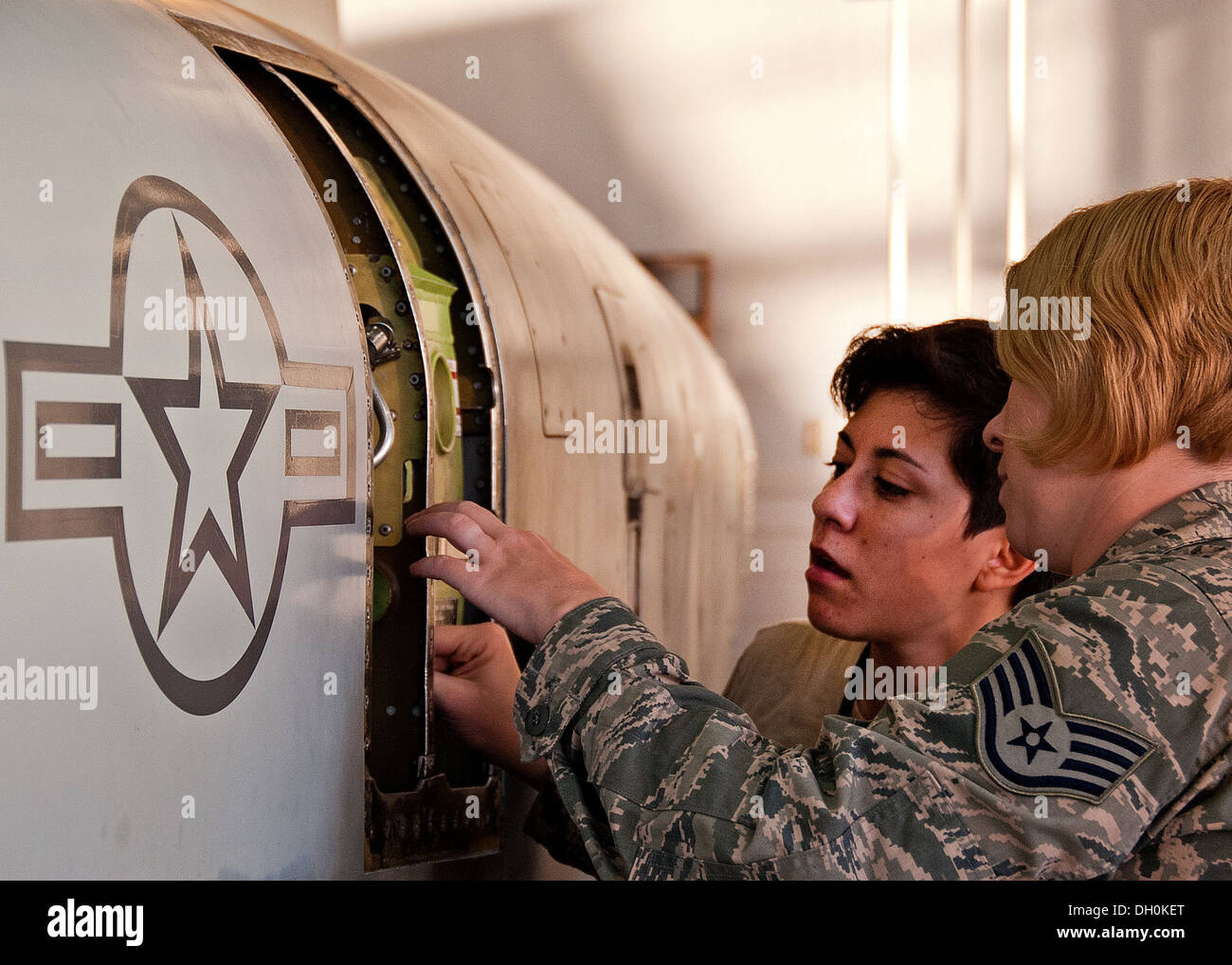 U.S. Air Force Senior Airman Alek Reynolds and Instructor Staff Sgt ...
