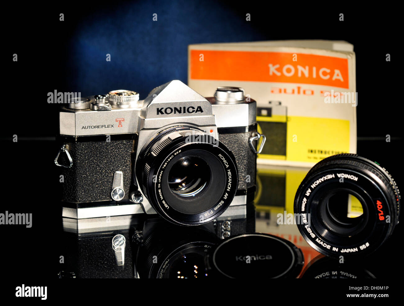 Vintage Konica Auto Reflex T 35mm film camera Stock Photo - Alamy