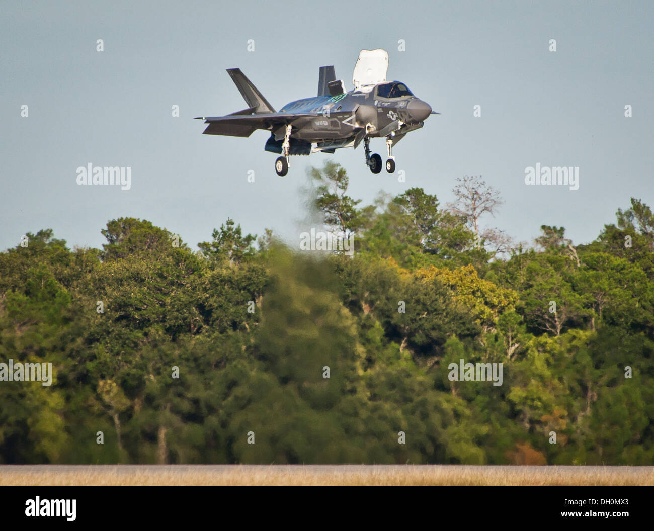 F-35B joint strike fighter seems to hover over the runway as it ...