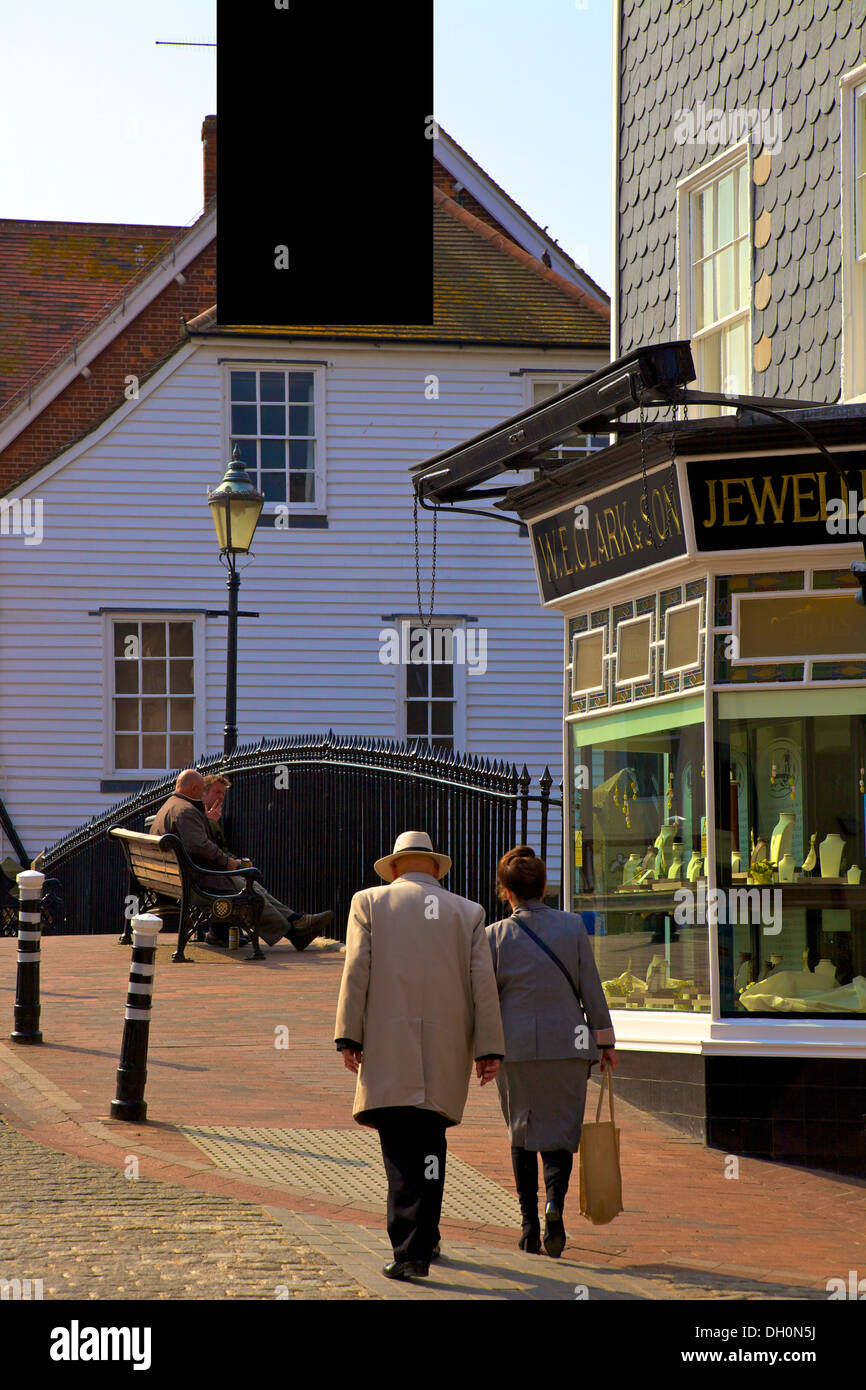 Lewes shopping hi-res stock photography and images - Alamy